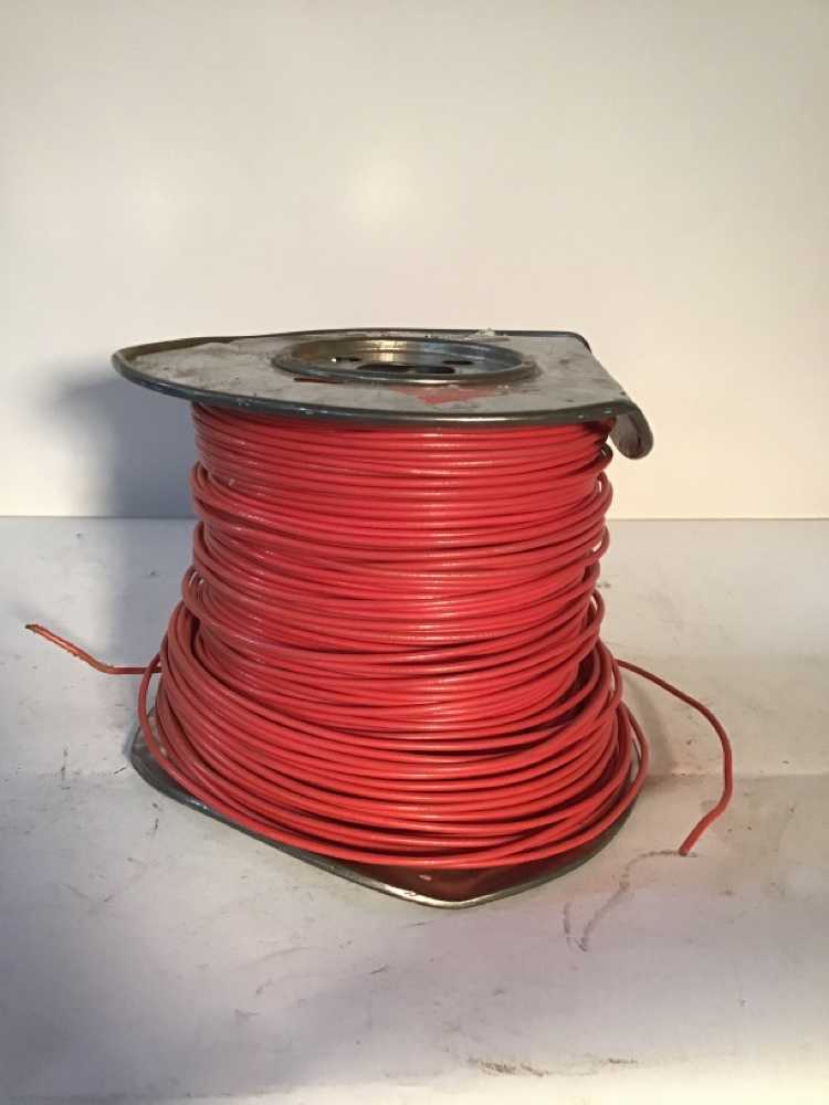 Vintage Full Red Wire Spool – Lock Up Props