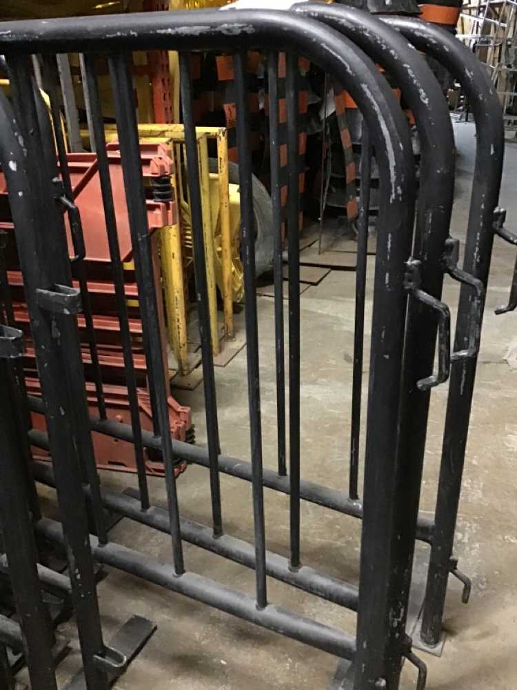8′ Black Metal Crowd Control Barricades