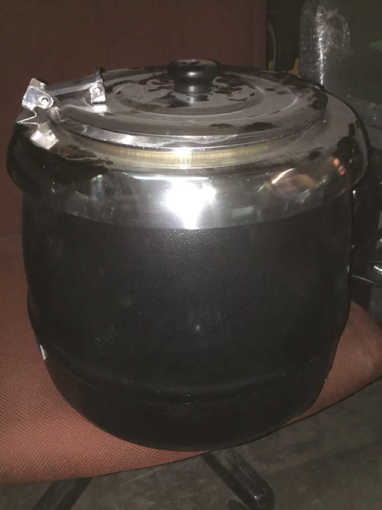 Black Metal Stainless Steel Lid Soup Cauldron