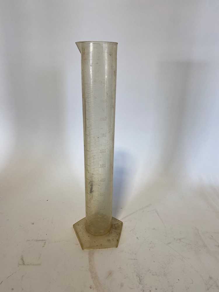 Graduated Cylinder, Large